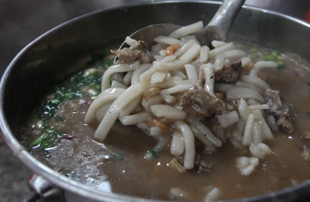 樟木头“刀麻切”：“刀麻”切出特色客家美食_南方+_南方plus