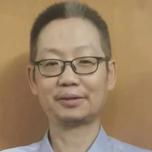 南周故事大家说｜南方周末2000期_南方plus_南方+